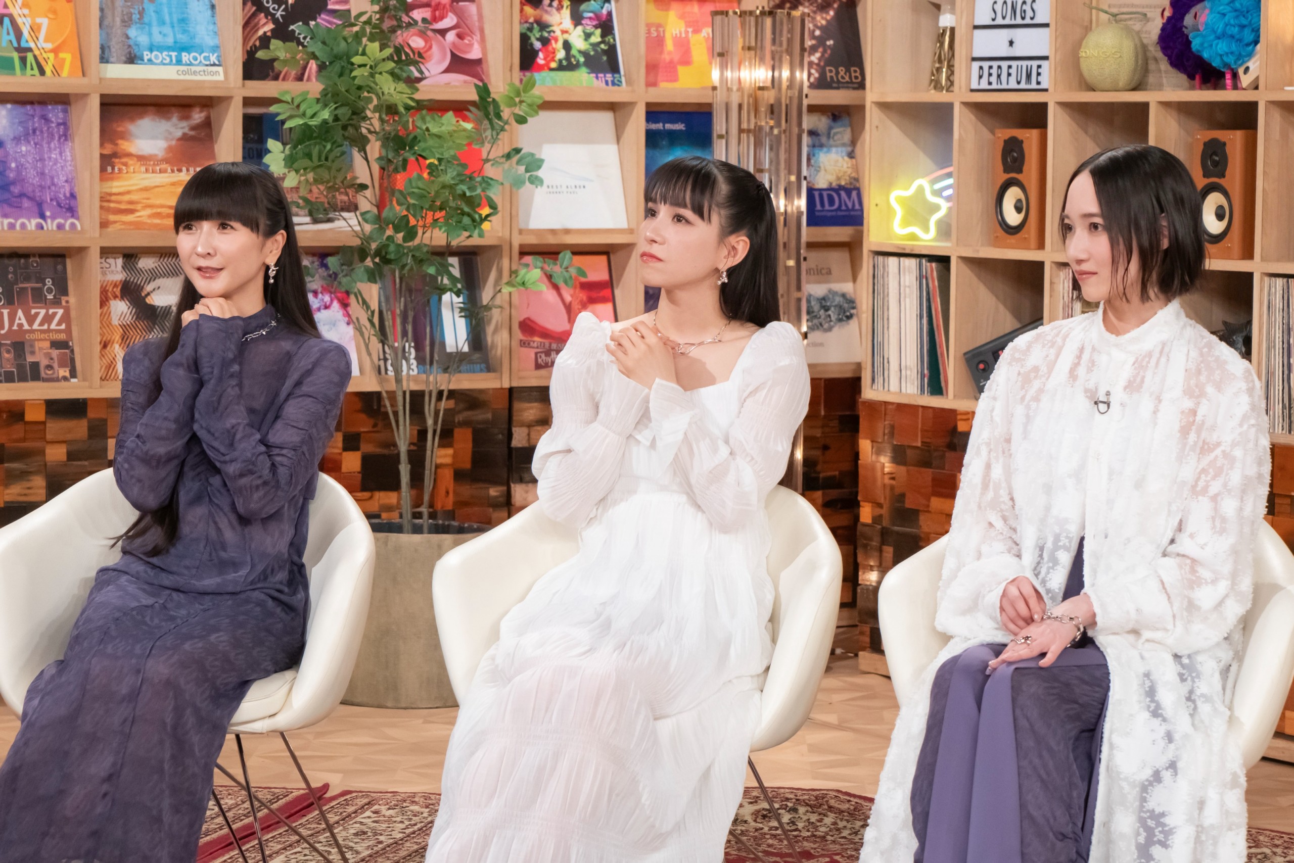 結成25周年のPerfume。3年ぶりに『SONGS』へ出演！ 新曲「巡ループ」など3曲披露＆本音トークも - オトカゼ 〜音楽の風〜